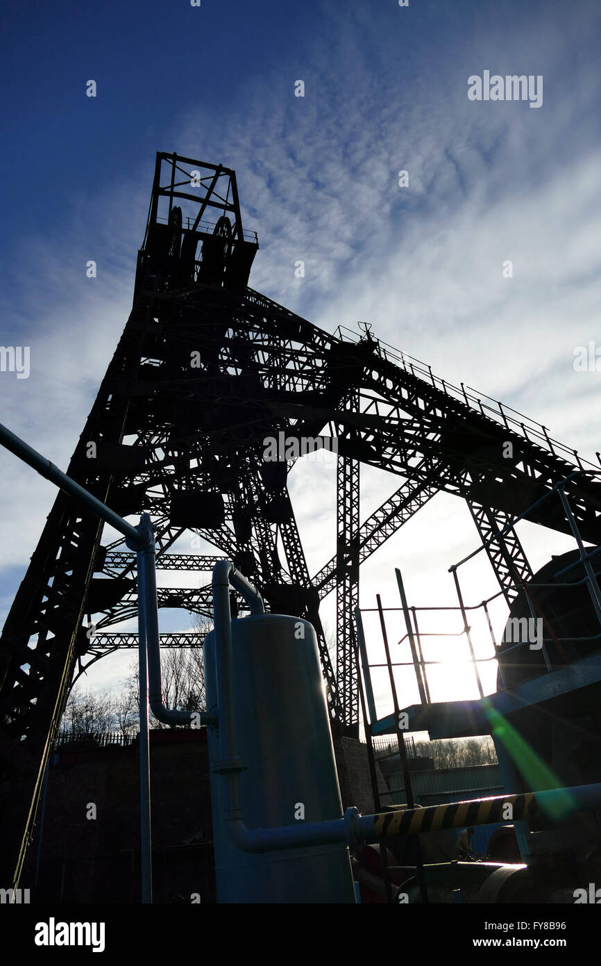 Pit winding gear hi-res stock photography and images - Alamy