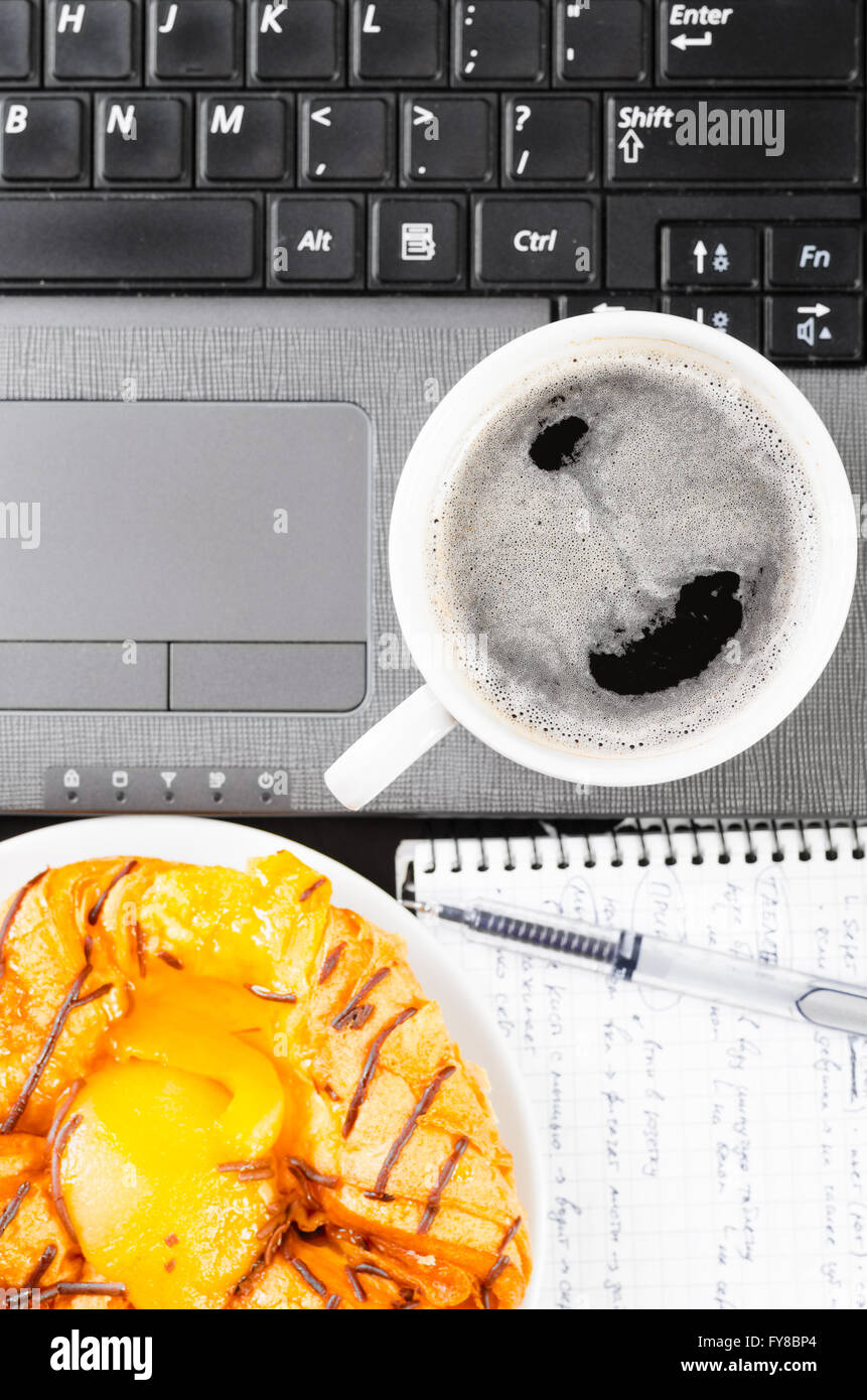 Coffee mug cake notes hi-res stock photography and images - Alamy