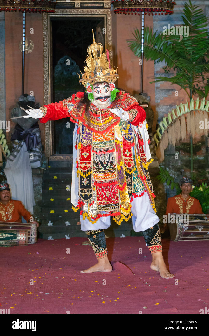 Legong dance performed by Bina Remaja troupe, Ubud palace, Bali ...