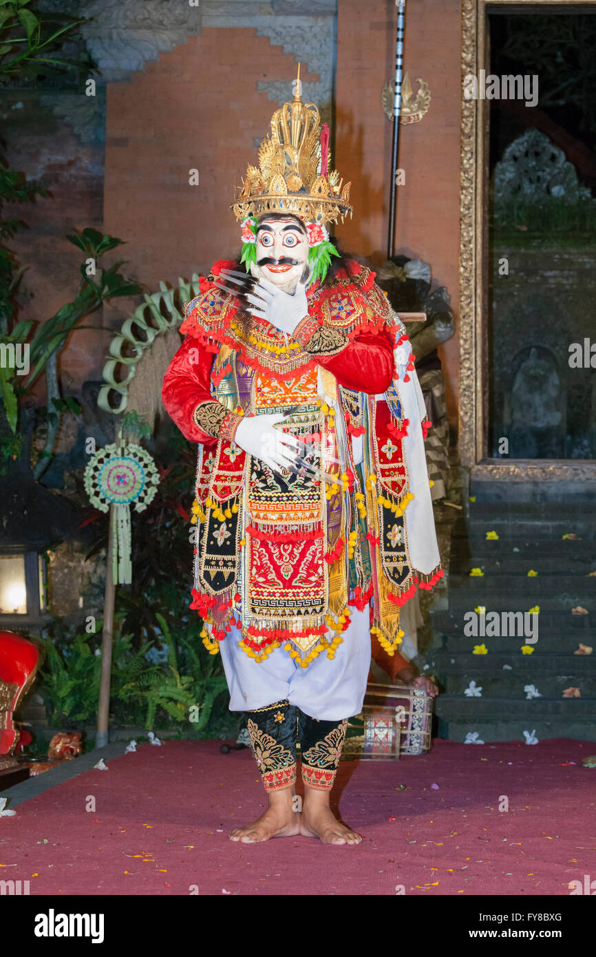 Legong dance performed by Bina Remaja troupe, Ubud palace, Bali ...