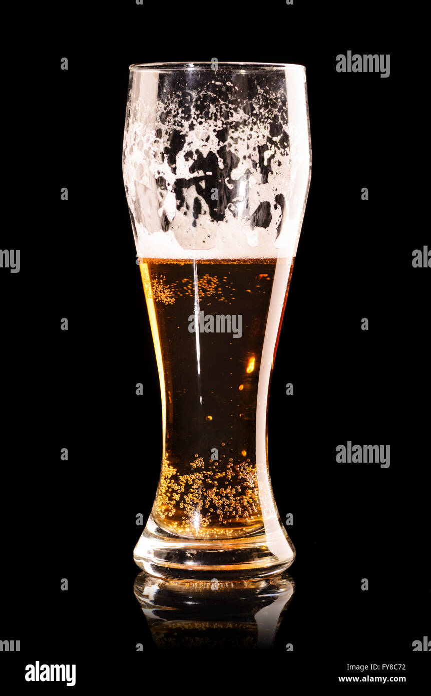 Beer bar half full hi-res stock photography and images - Alamy
