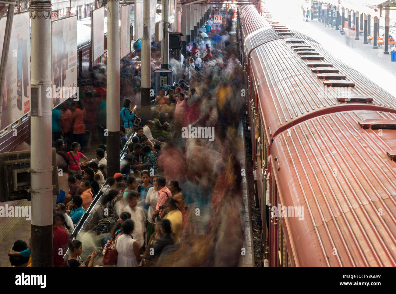 Crowded platform, Fort Railway Station, Colombo, Sri Lanka Stock Photo ...