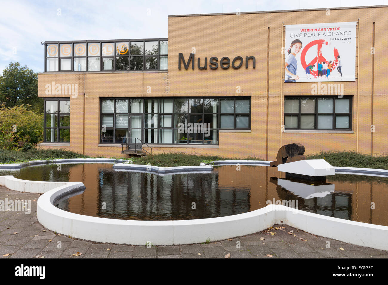Museon building hi-res stock photography and images - Alamy