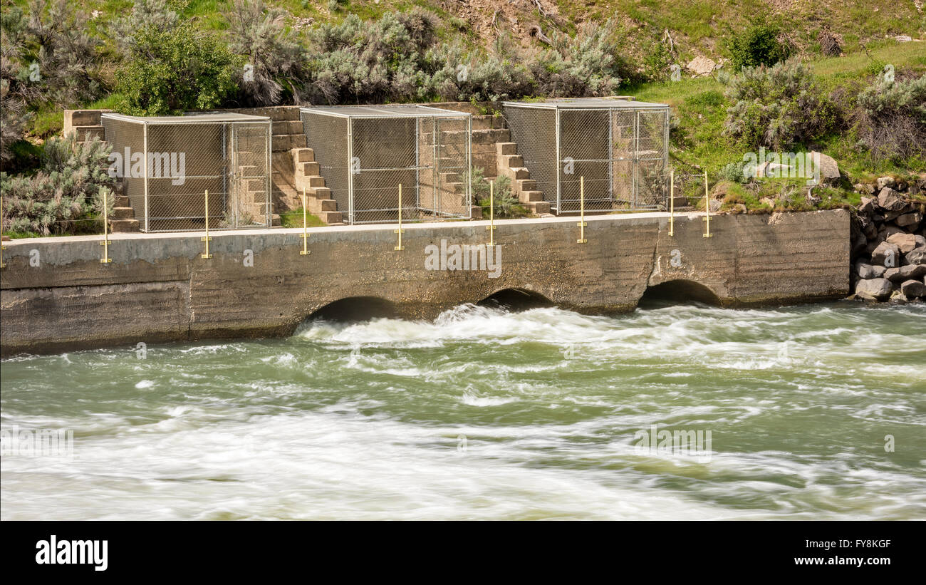 High dam river hi-res stock photography and images - Alamy