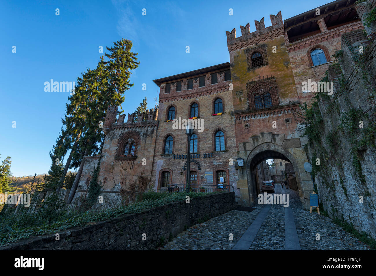 Italy, Emilia-Romagna, Castell'Arquato, Old town Stock Photo - Alamy