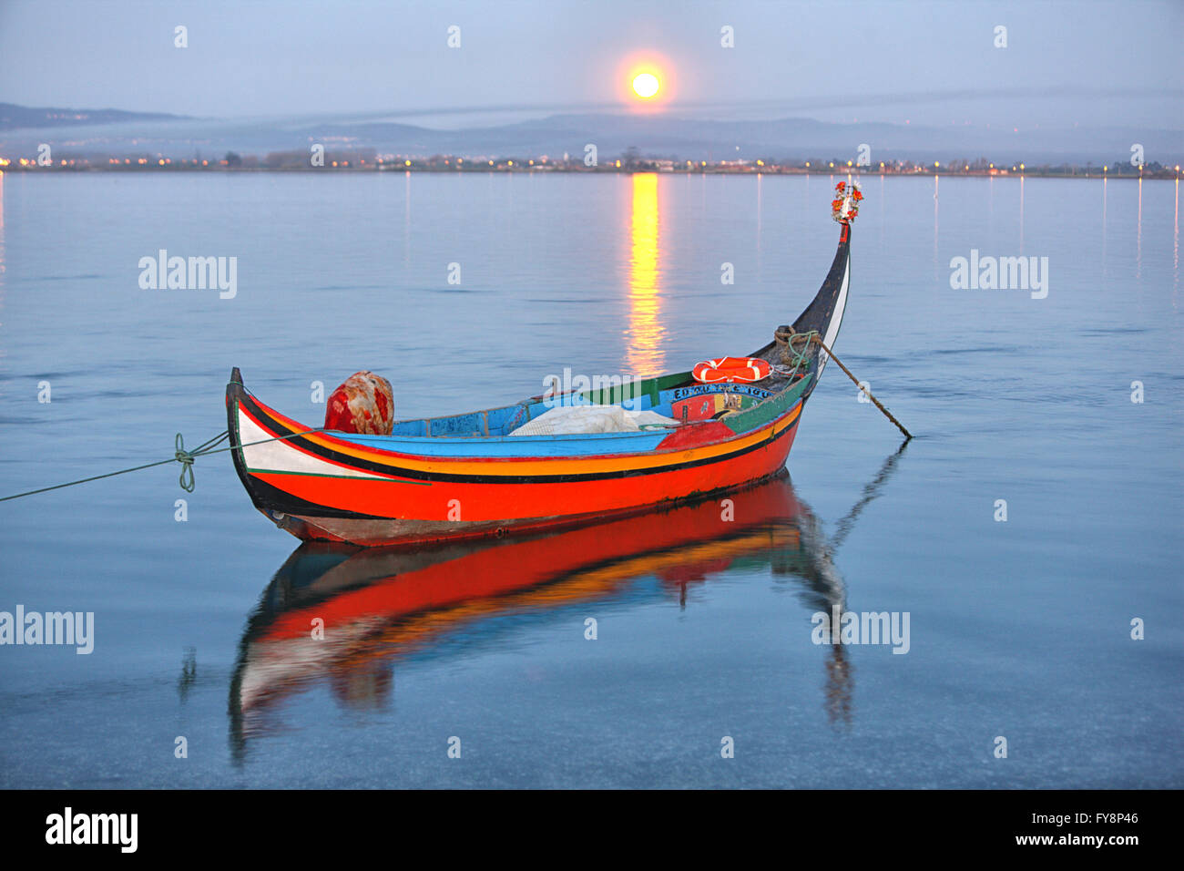 Moliceiro traditional hi-res stock photography and images - Alamy