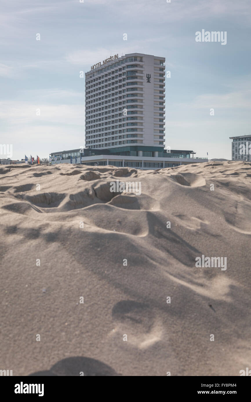 Germany, Warnemuende, beach and Hotel Neptun Stock Photo - Alamy