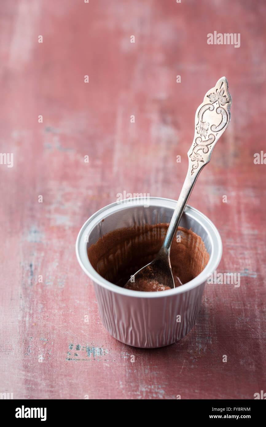 Aluminium cup hi-res stock photography and images - Alamy