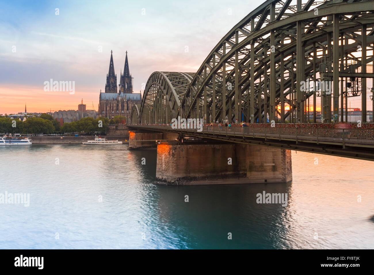 Germany, Cologne, view to Cologne Cathedral with Hohenzollern Bridge in ...