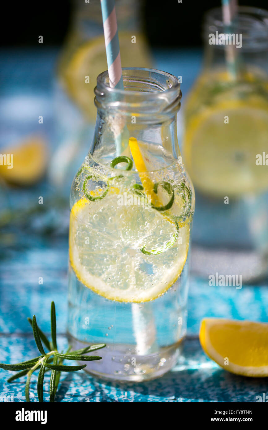 Lemon and straw hi-res stock photography and images - Alamy