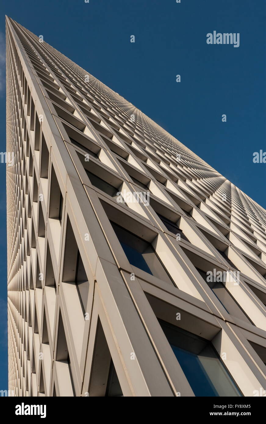Tel-Aviv Azrieli Center Skyscrapers Stock Photo - Alamy Tel-Aviv Azrieli Center Skyscrapers Stock Photo - Alamy