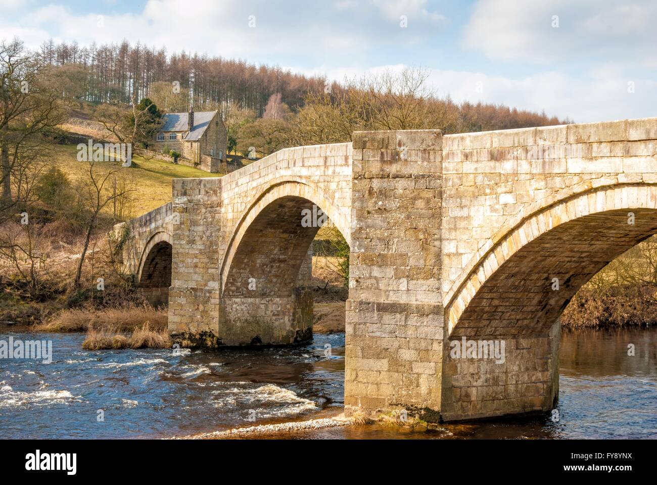 Stone bridge over River Wharfe Stock Photo - Alamy