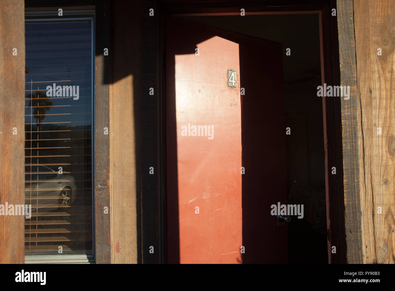 a motel room overlooking the courtyard, USA Stock Photo - Alamy