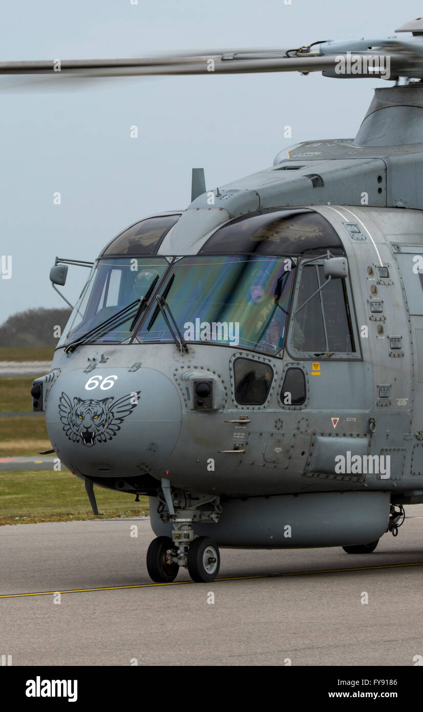 Merlin mk2 hi-res stock photography and images - Alamy