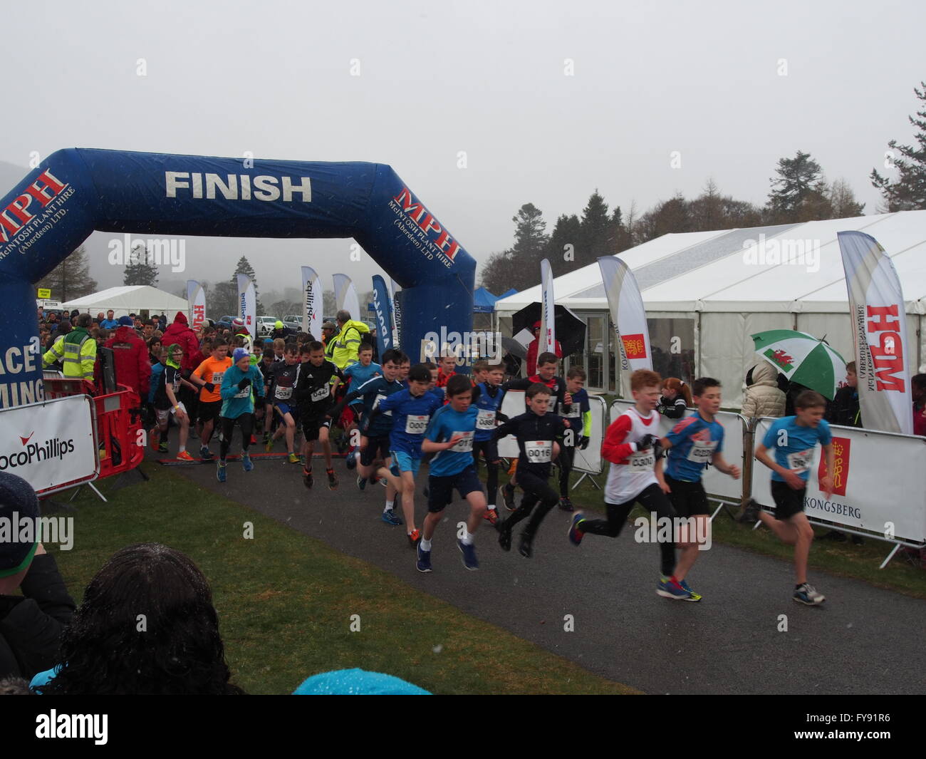 Balmoral road race. 5k childrens fun run, 2016, Royal, deeside ...