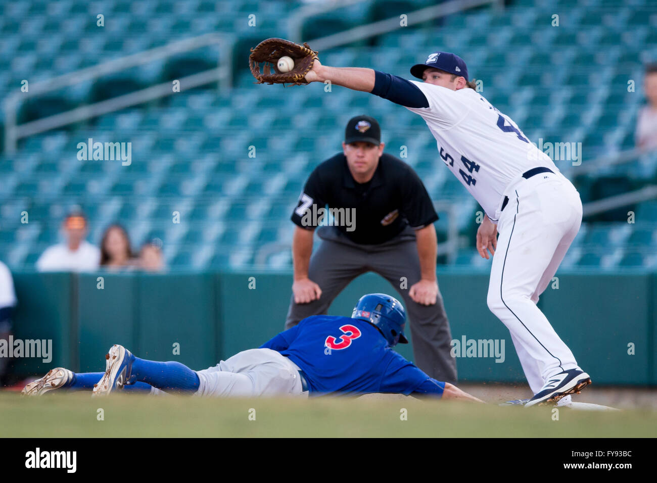 John andreoli hi-res stock photography and images - Alamy