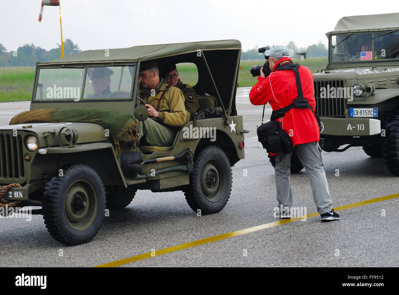 Italy. 23rd April, 2016. The Convoy of Liberation, 150 WWII military ...