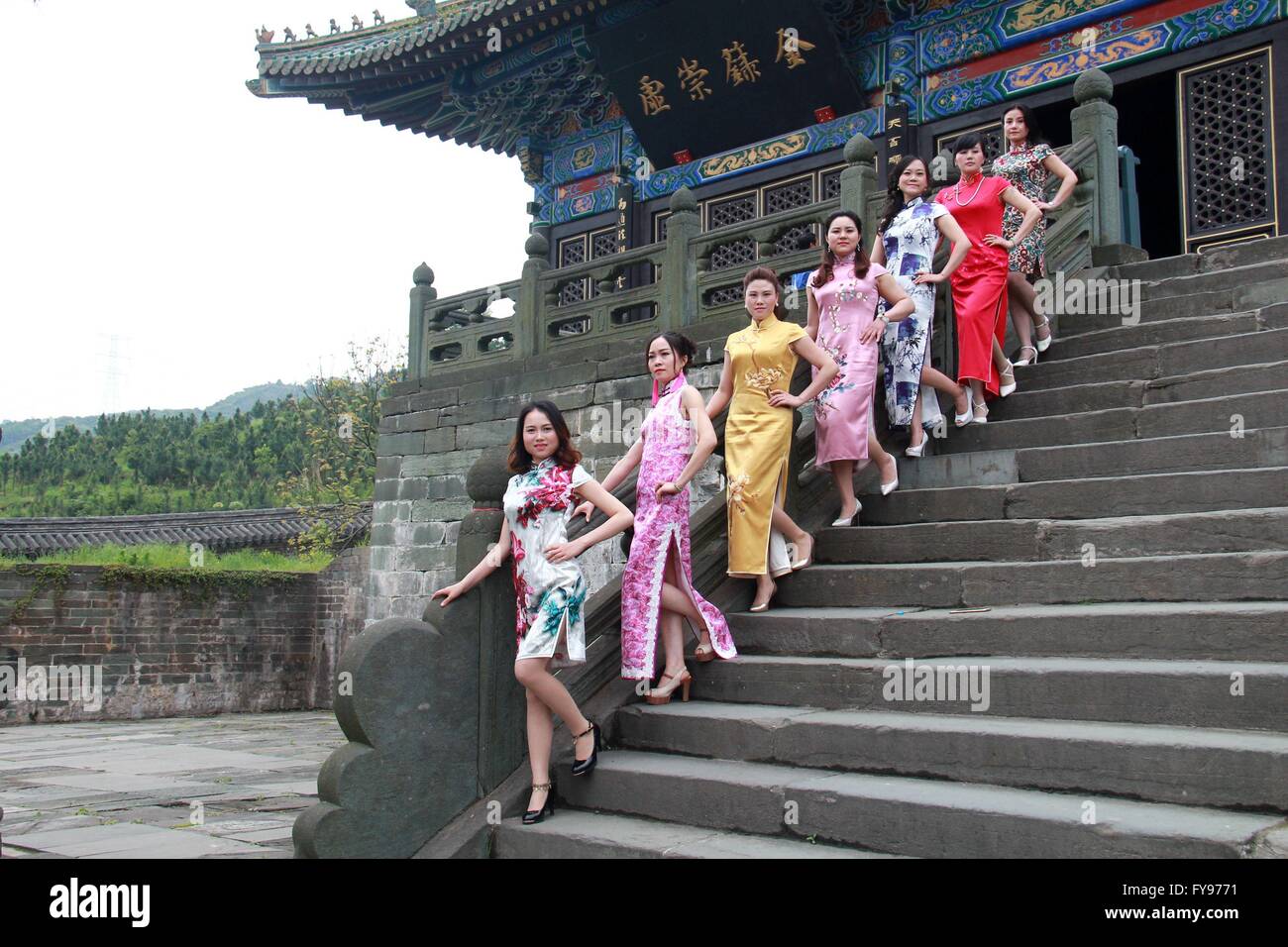 Shiyan, China's Hubei Province. 23rd Apr, 2016. Cheongsam lovers ...