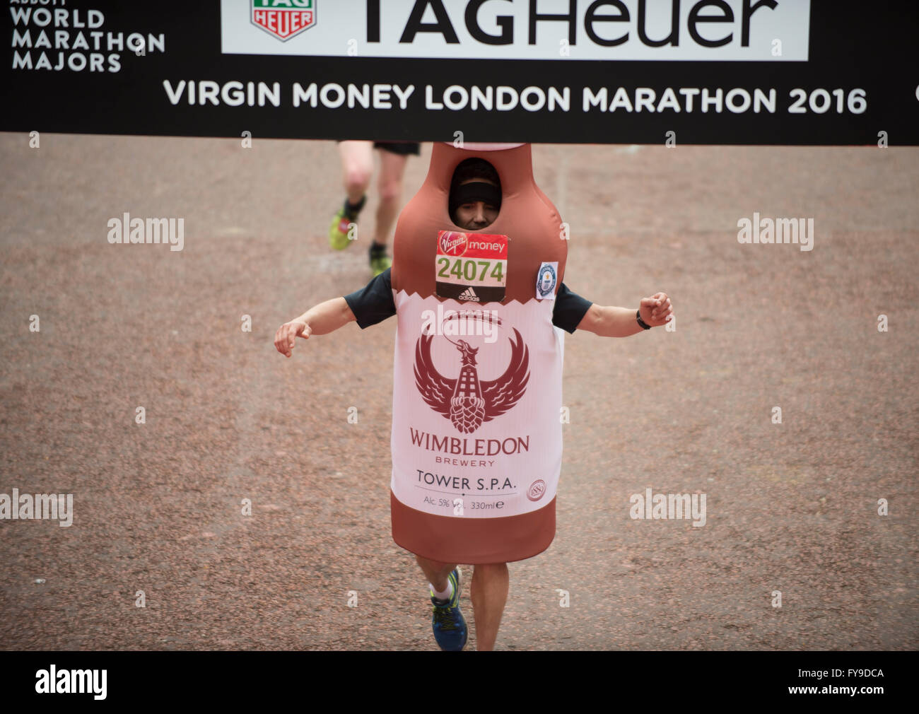 Marathon beer hi-res stock photography and images - Alamy