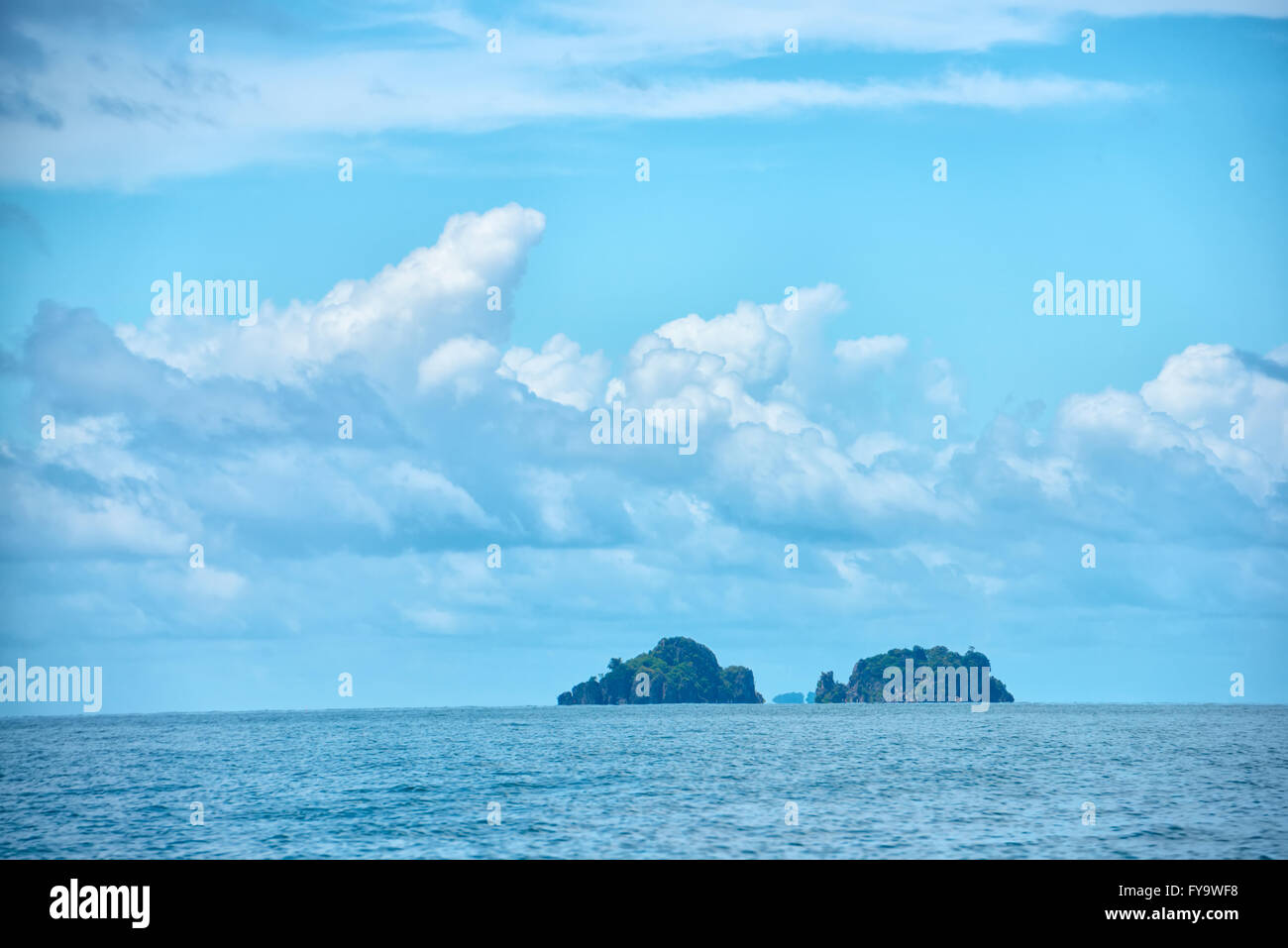 Two amazing tropical islands hi-res stock photography and images - Alamy