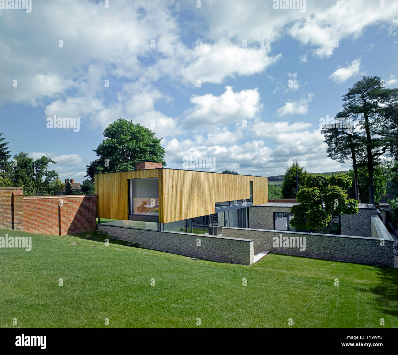 Flint Cladding High Resolution Stock Photography and Images - Alamy