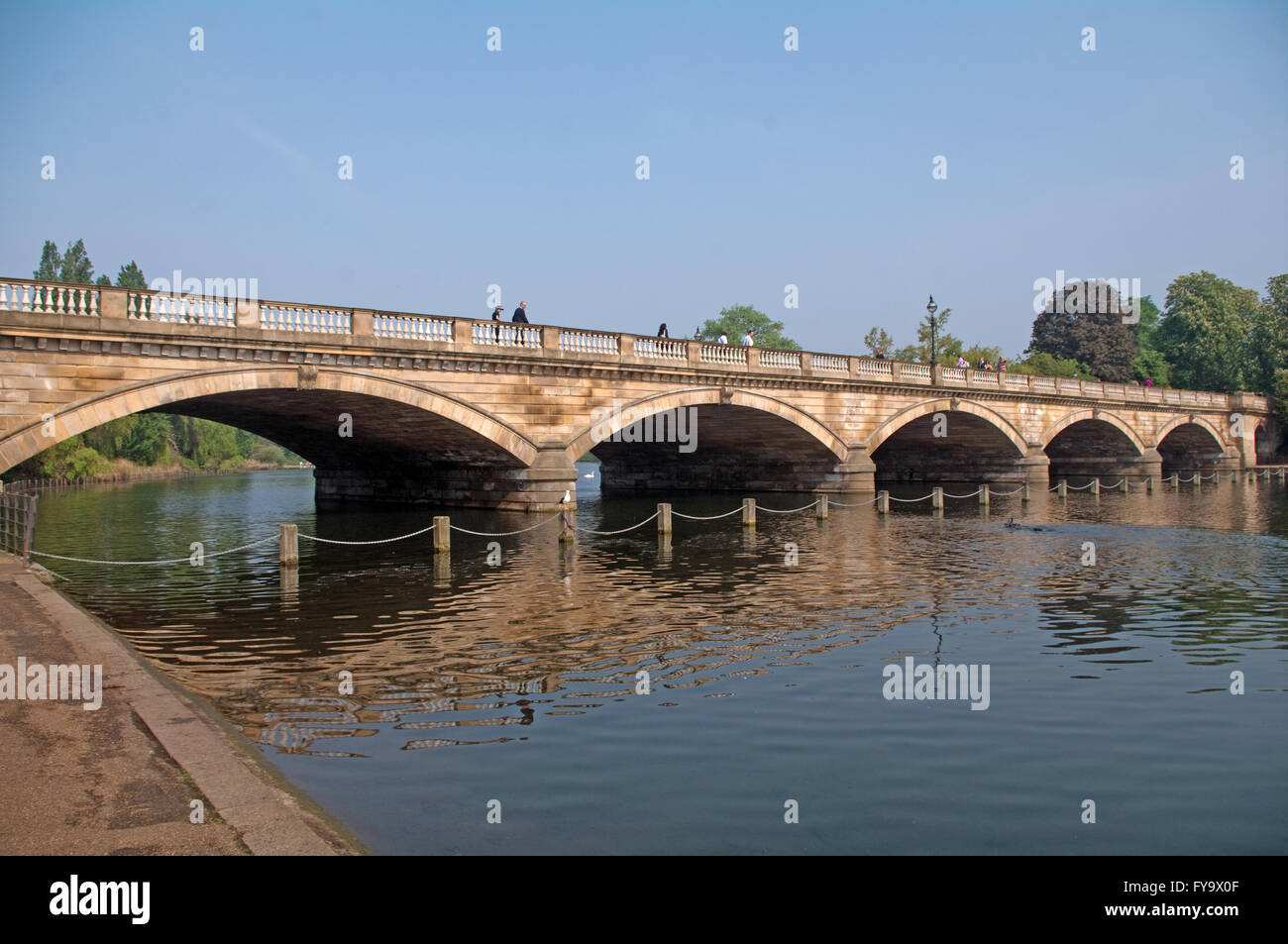 Hyde Park, Serpentine Bridge, London, England Stock Photo - Alamy