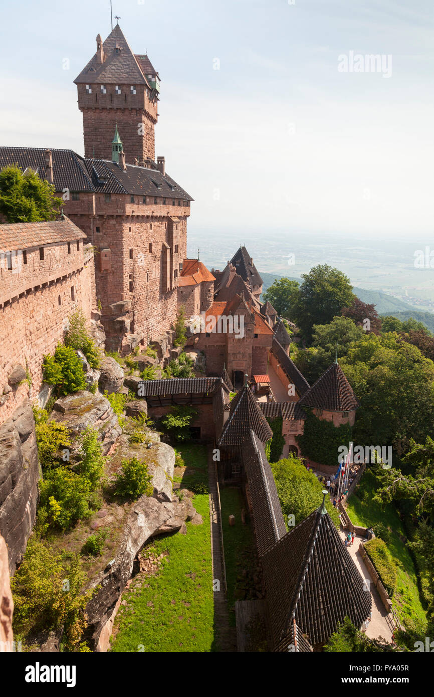 Chateau du haut koenigsbourg hohkonigsburg castle hi-res stock ...