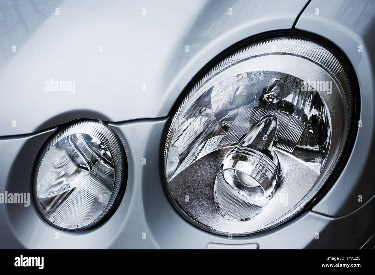Oval headlights hi-res stock photography and images - Alamy