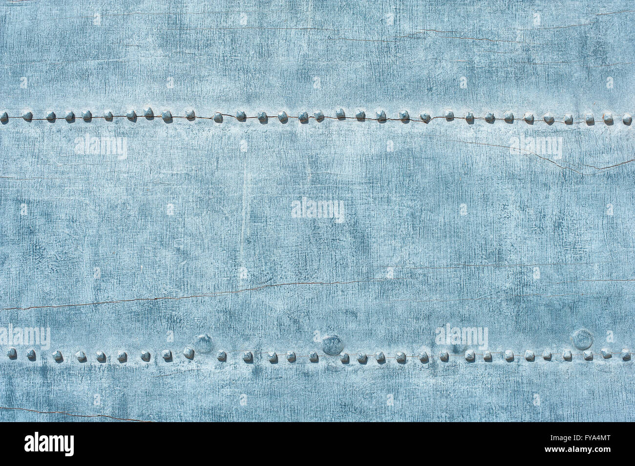 Aged rusty bronze metal pattern background with horizontal lines Stock ...