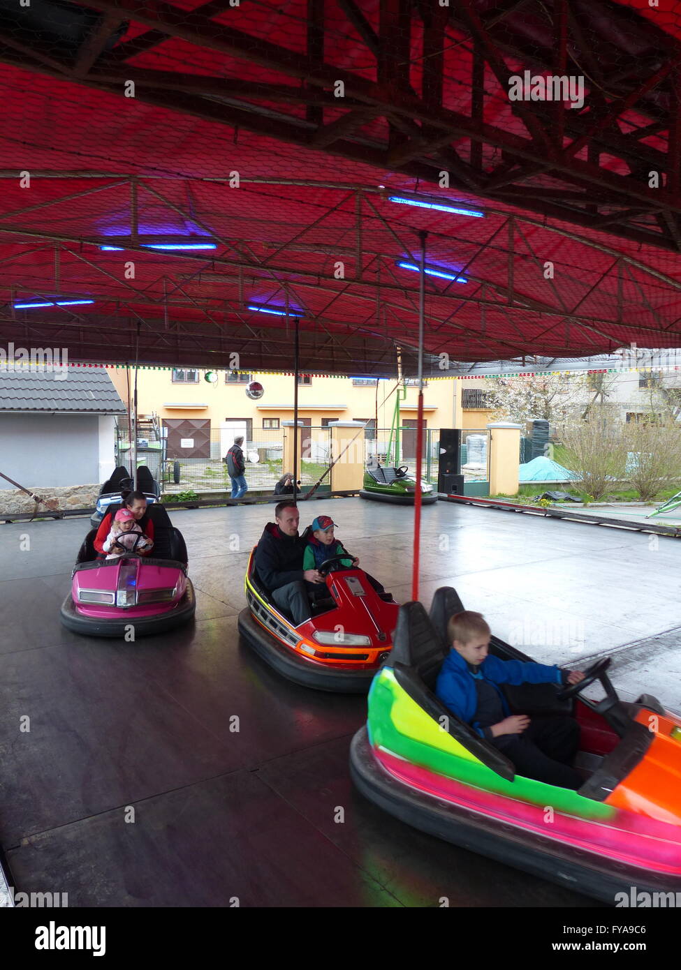 Go carts kids hi-res stock photography and images - Alamy