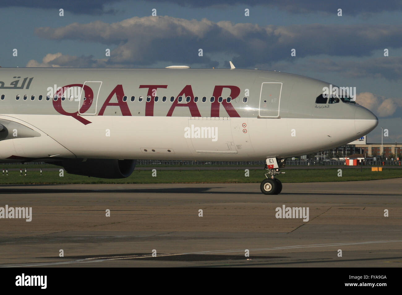 Qatar a330 jet airliner hi-res stock photography and images - Alamy
