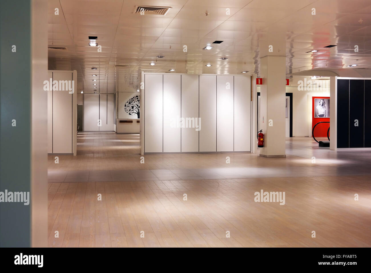 Empty store of Vroom & Dreesmann, a bankrupt Dutch chain of department ...