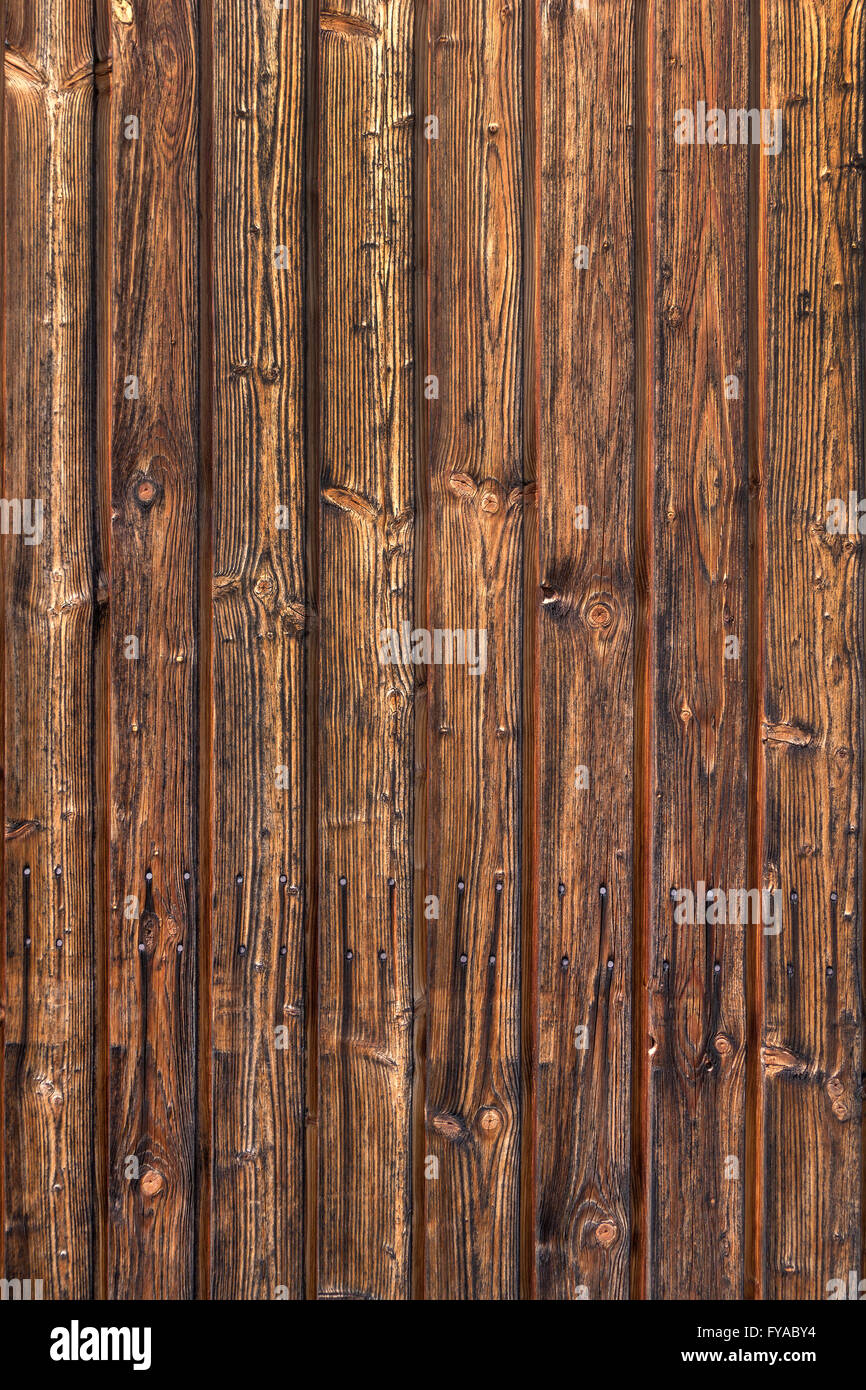 Wood grain vertical hi-res stock photography and images - Alamy