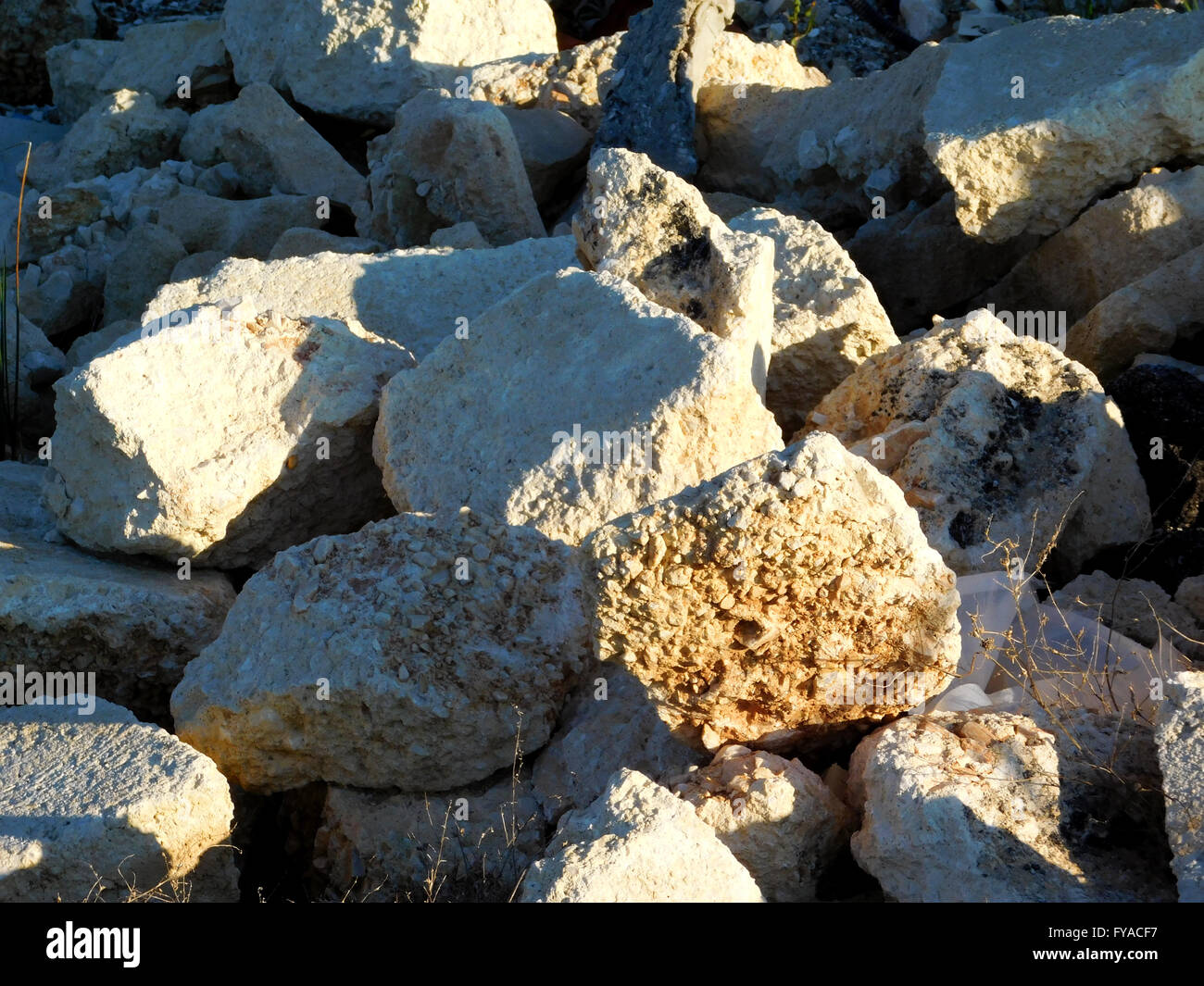 stones and rocks Stock Photo - Alamy