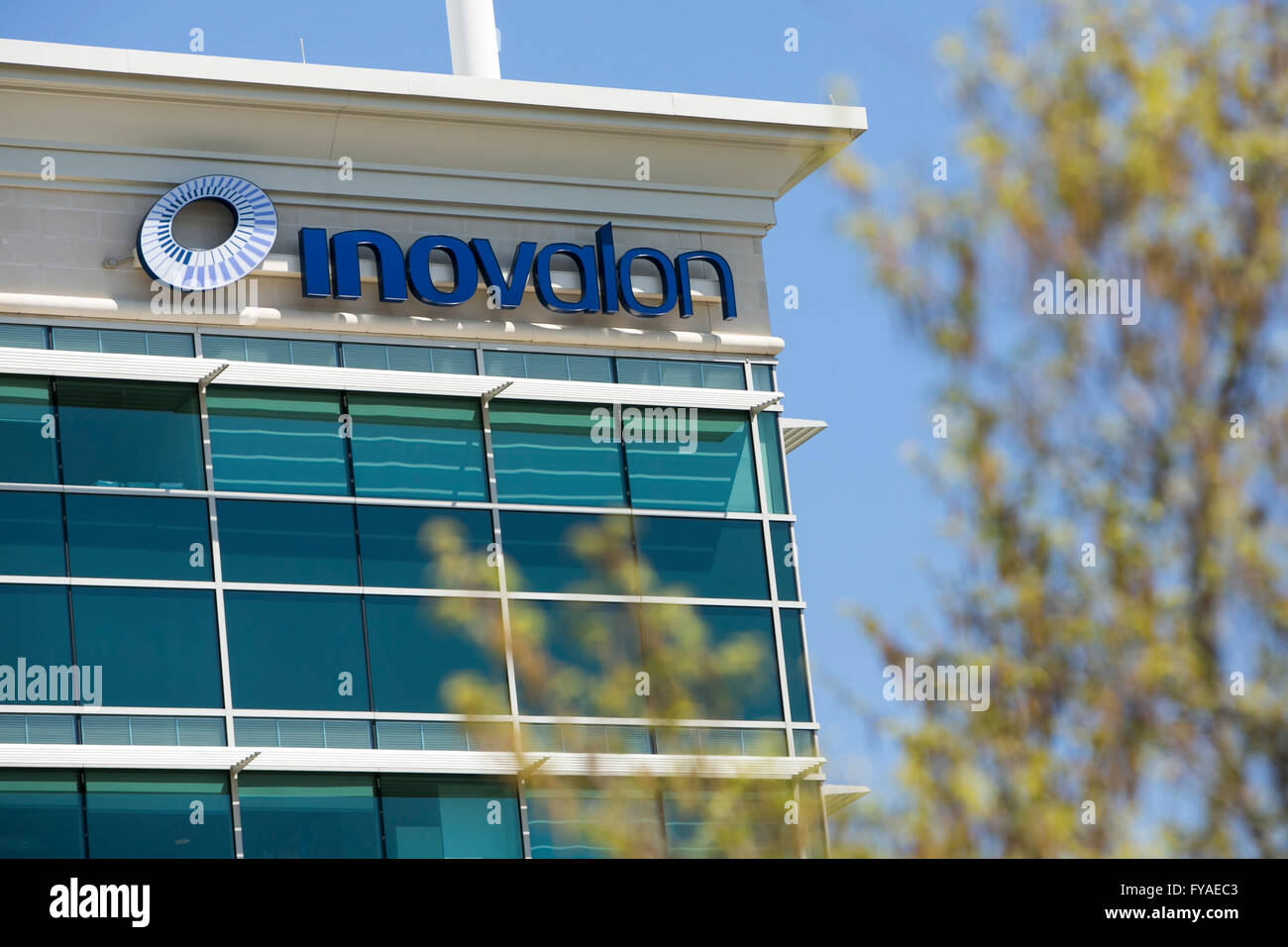 Logo sign outside headquarters inovalon hi-res stock photography and ...