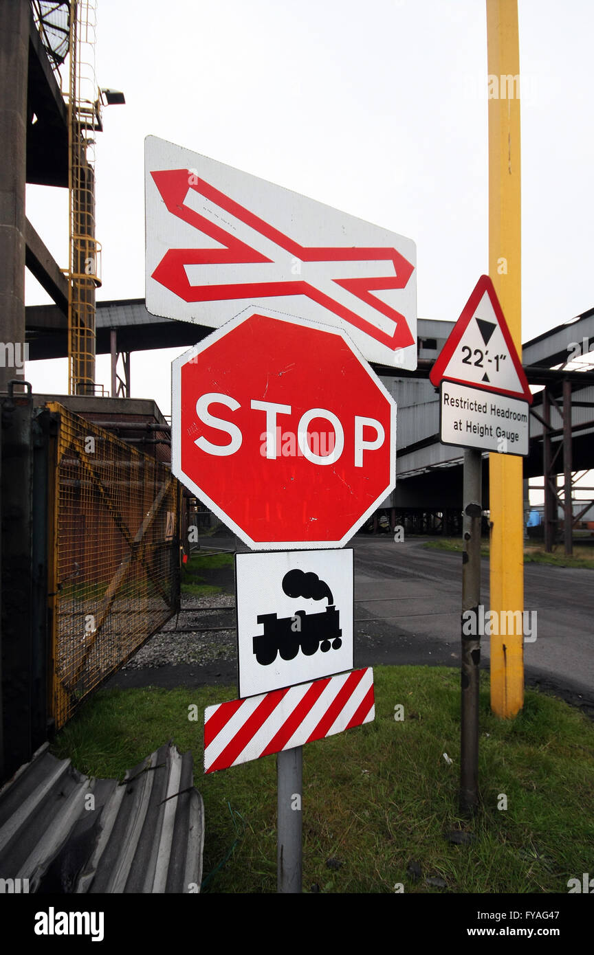 Railway danger sign hi-res stock photography and images - Alamy