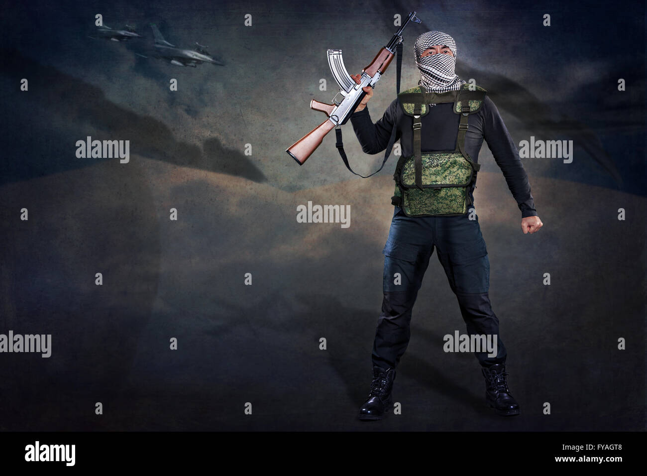 Isis militants hi-res stock photography and images - Alamy
