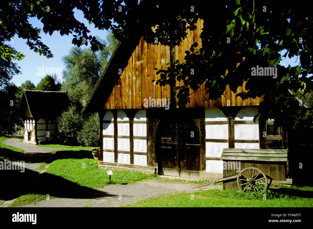 Timber beam hi-res stock photography and images - Alamy