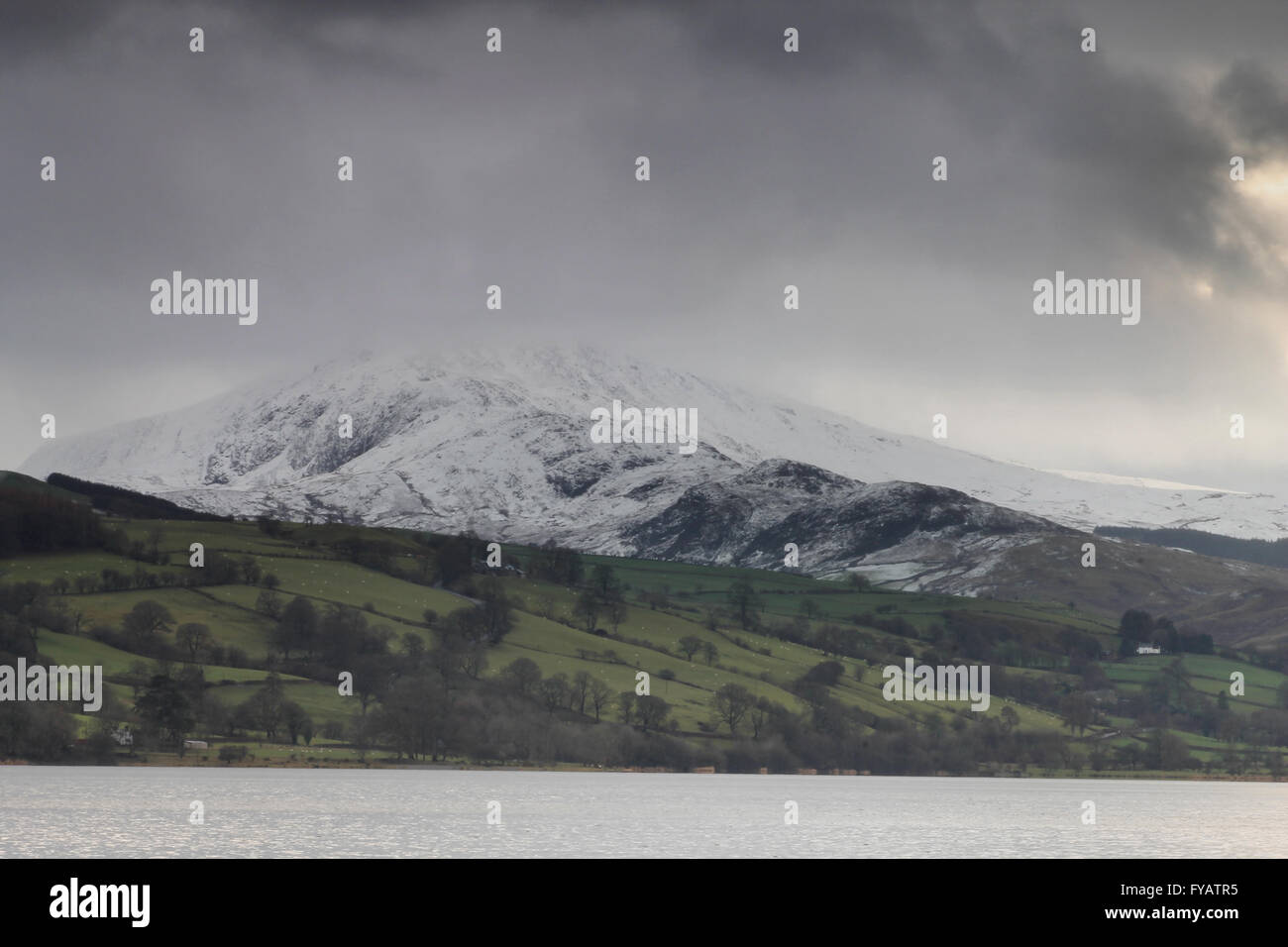 Snow covered hills of arran hi-res stock photography and images - Alamy
