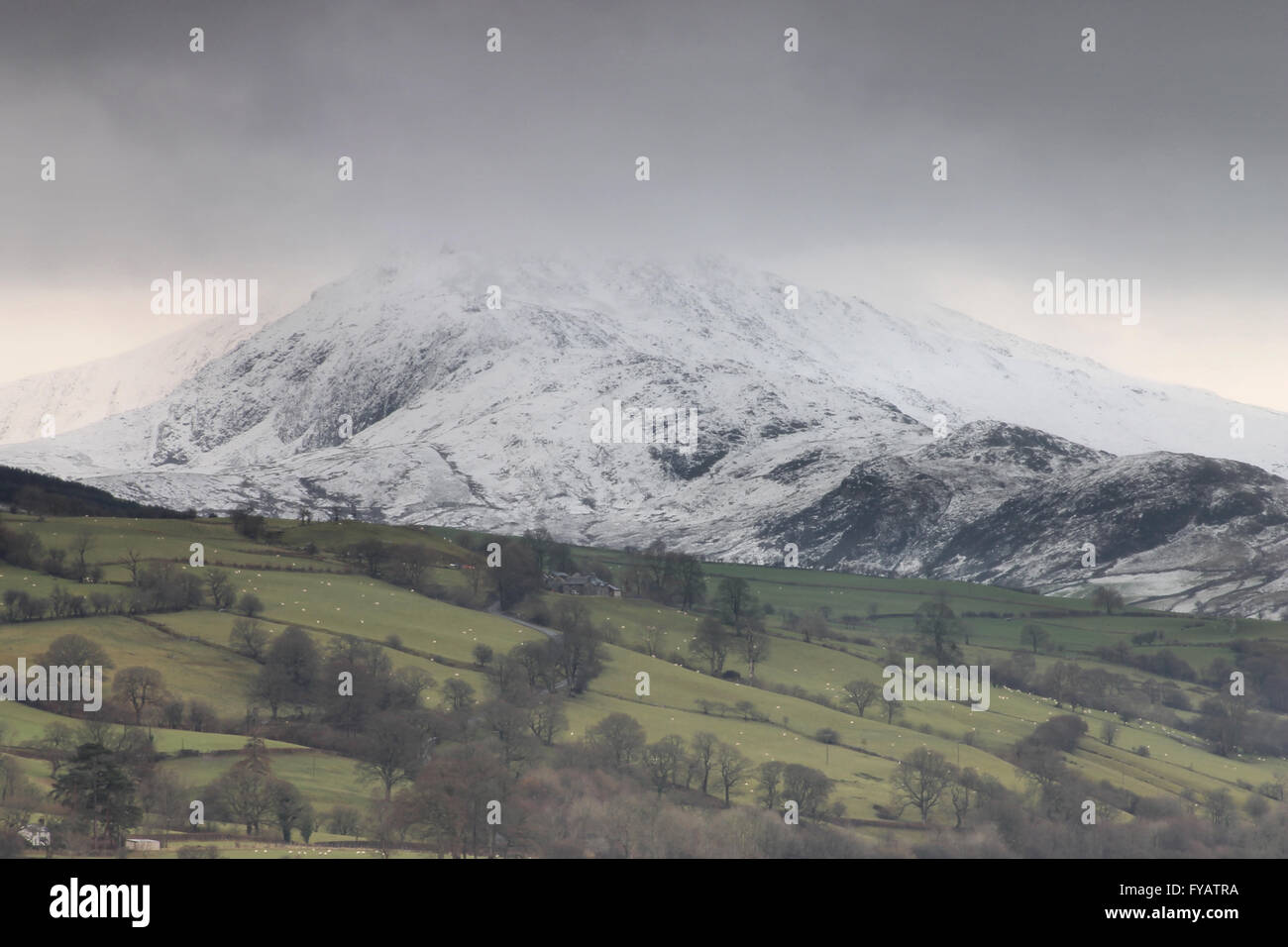 Snow covered hills of arran hi-res stock photography and images - Alamy