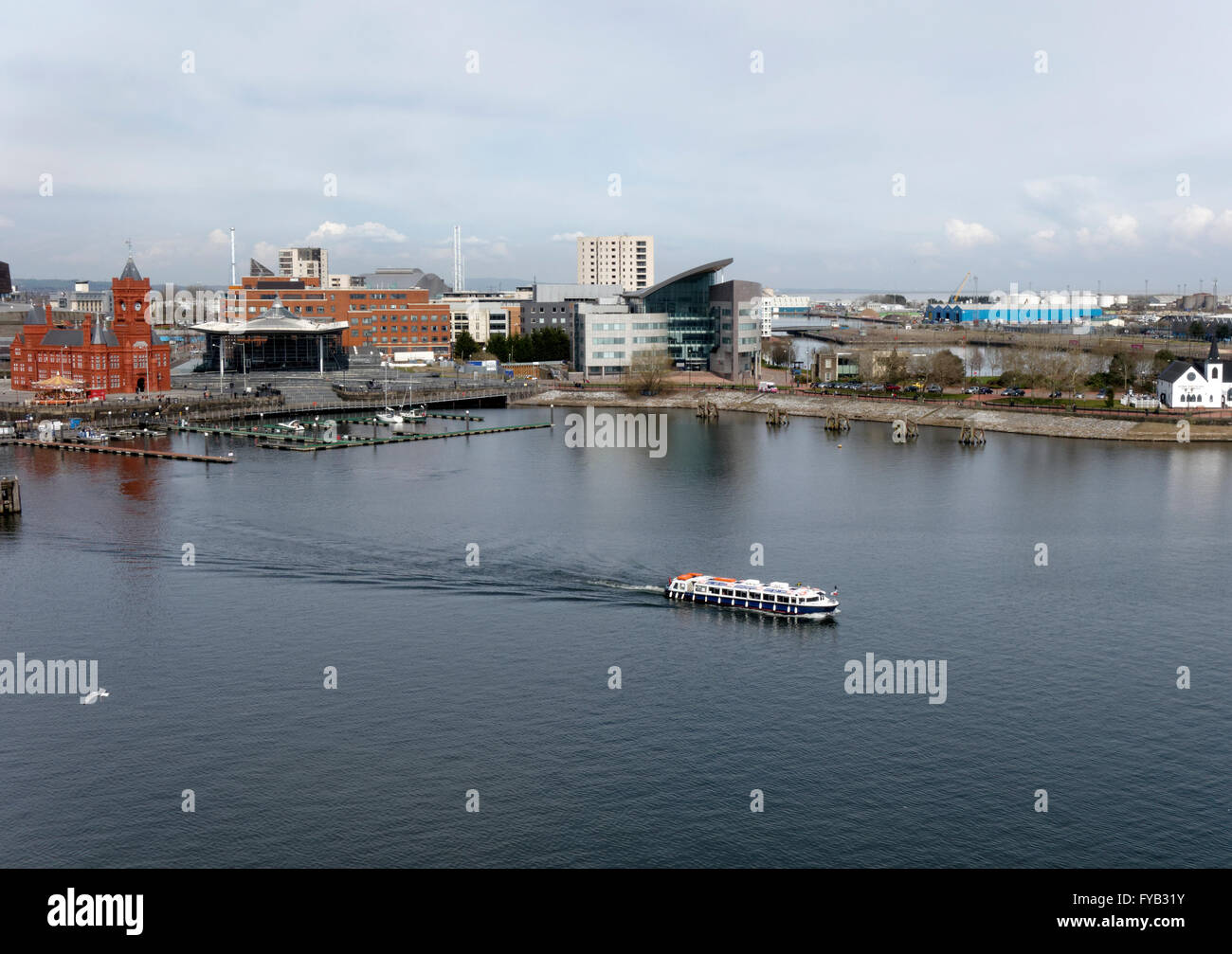 Cardiff Bay with the Pierhead Building, Assembly/Senedd Building and ...