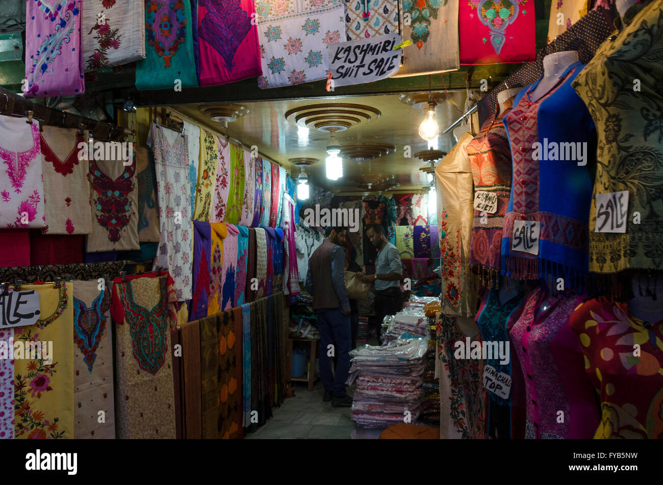 Colourful india material hi-res stock photography and images - Alamy