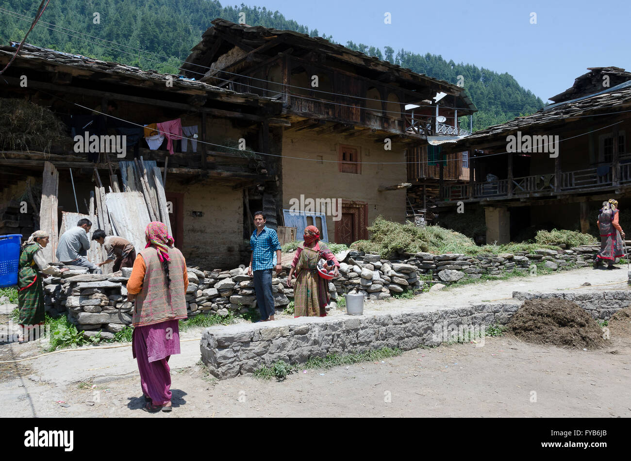 Manali people hi-res stock photography and images - Alamy