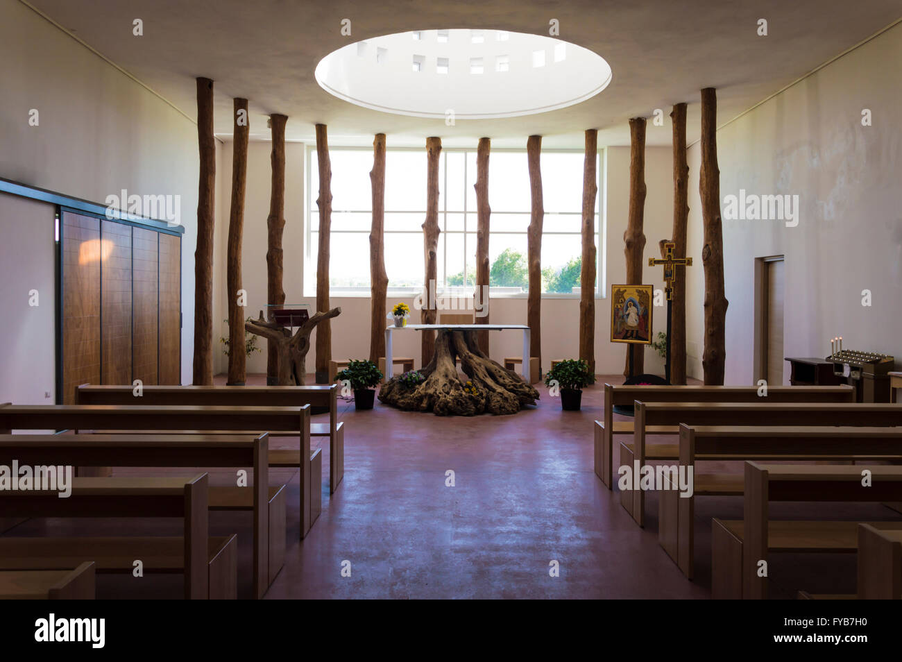 Simple church hi-res stock photography and images - Alamy