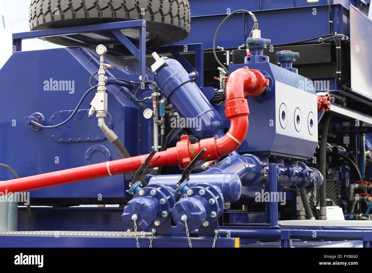 Close up view of oil production equipment Stock Photo - Alamy
