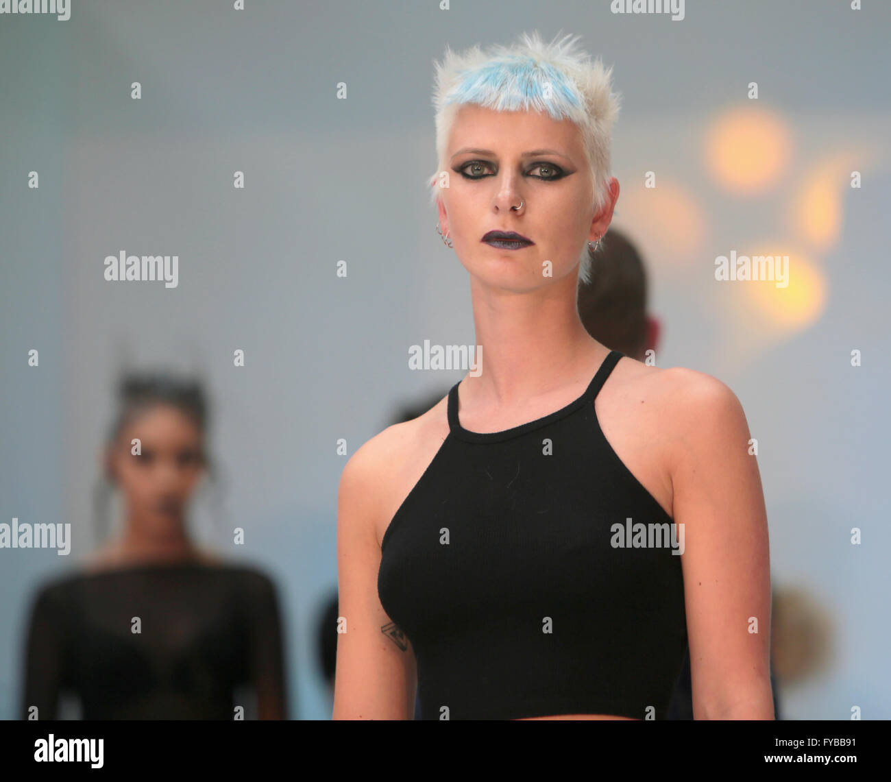 Award winning hairdresser hi-res stock photography and images - Alamy