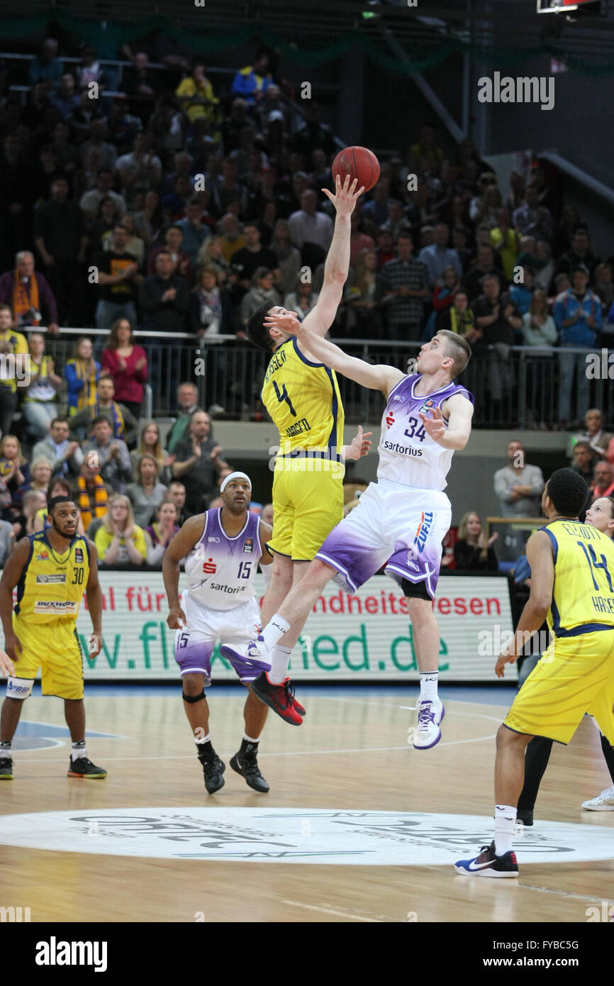 Klassen owen hi-res stock photography and images - Alamy