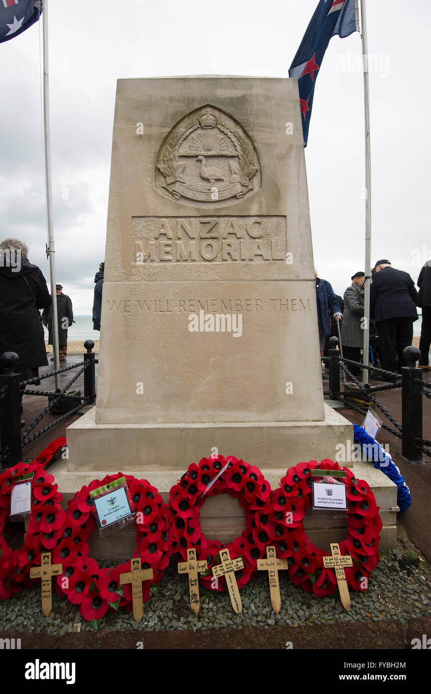 ANZAC Day Memorial Service Stock Photo - Alamy