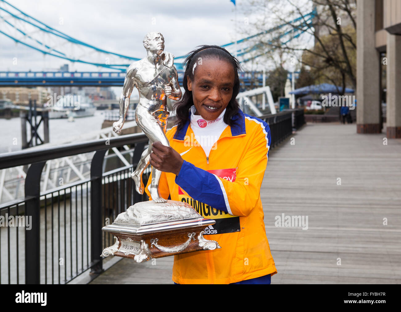 Jemima kelly hi-res stock photography and images - Alamy