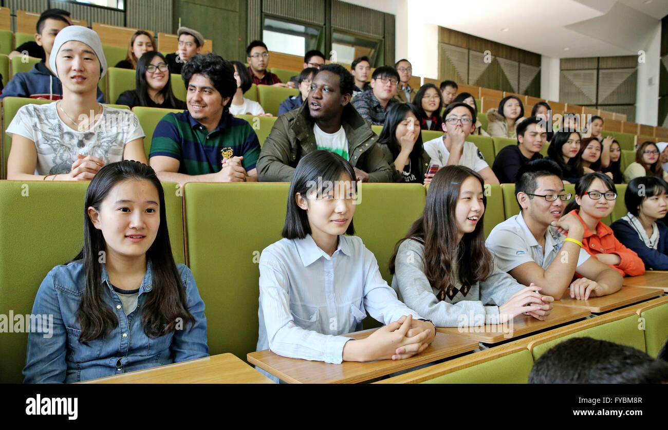 China graduates high school hi-res stock photography and images - Alamy